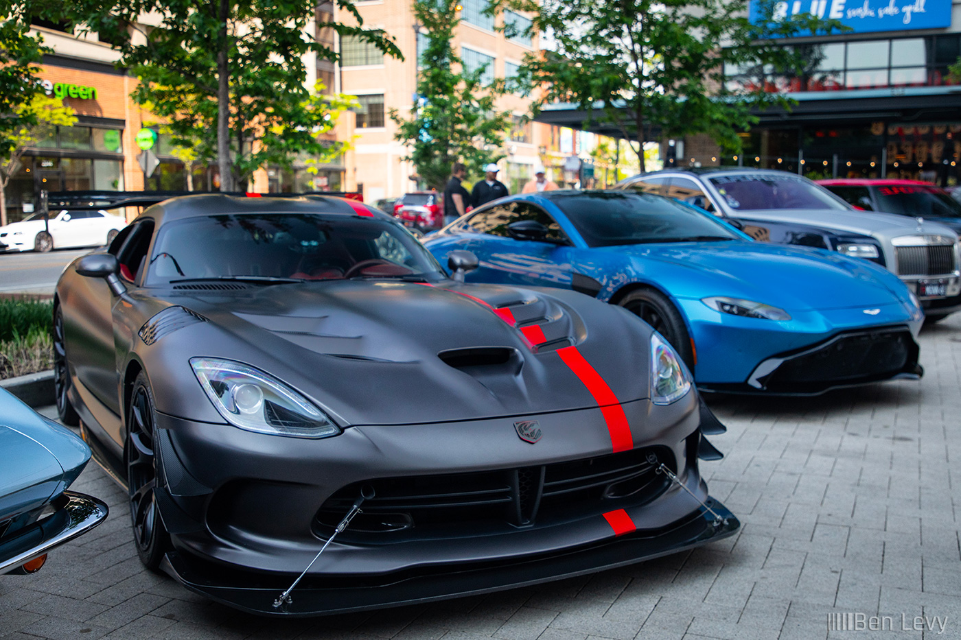 Lowend Garage - Cars at Lincoln Common: May 20, 2023 - BenLevy.com